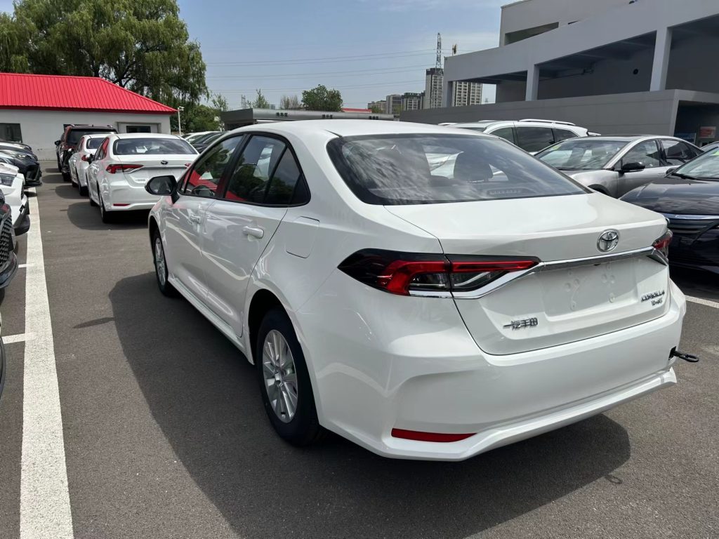 TOYOTA Corolla 1.2L Turbo 2025 – STAR MOTORZ