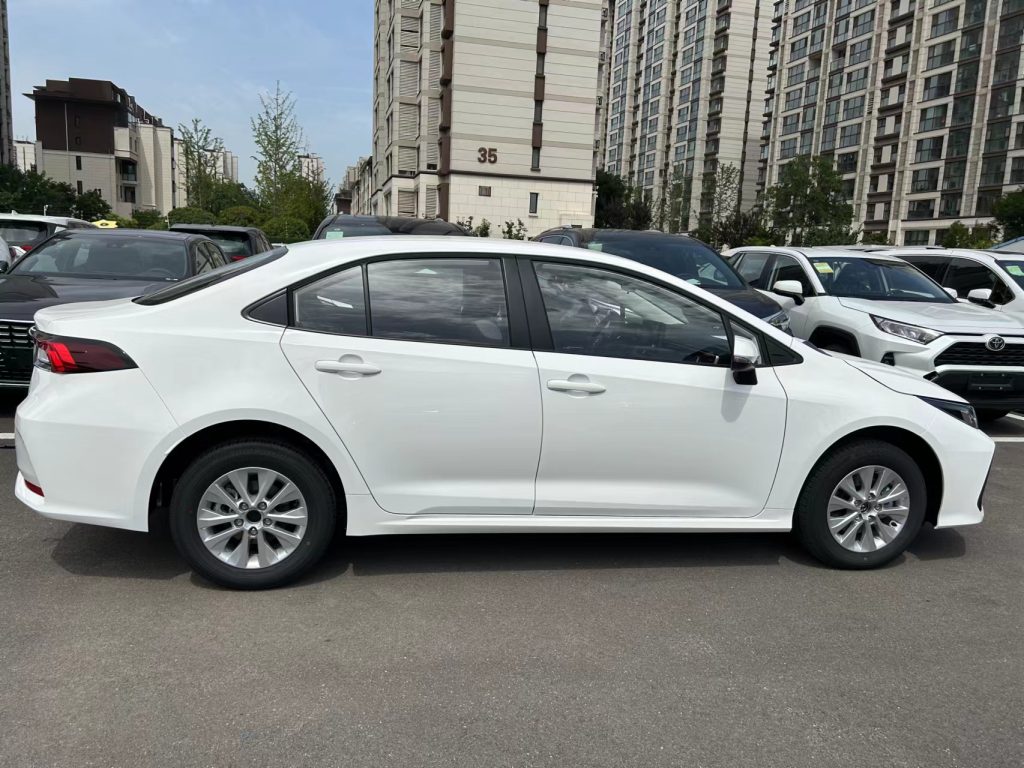 TOYOTA Corolla 1.2L Turbo 2025 – STAR MOTORZ